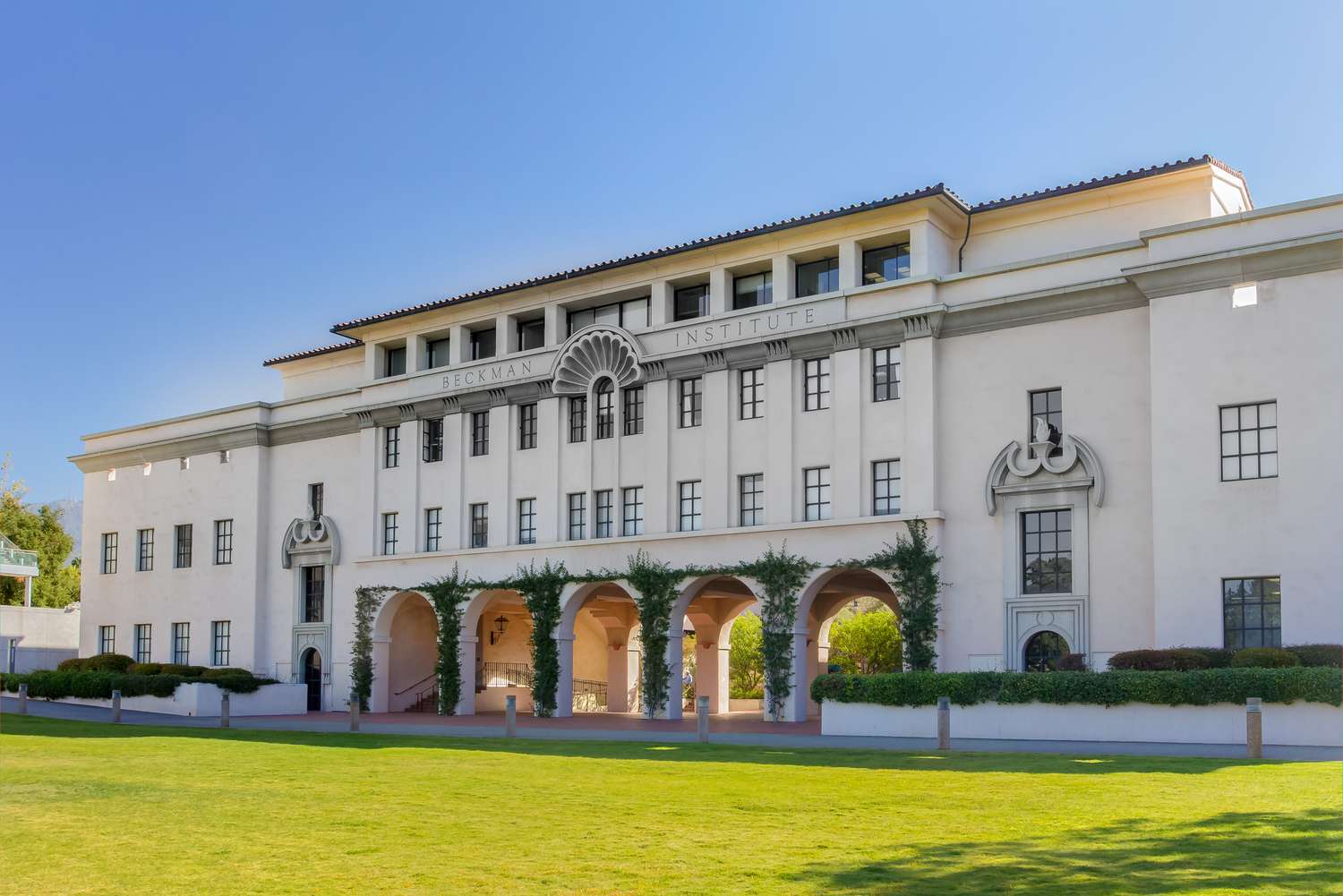 Top 20 Universities Leading Quantum Computing Research - GlobalBiz Outlook